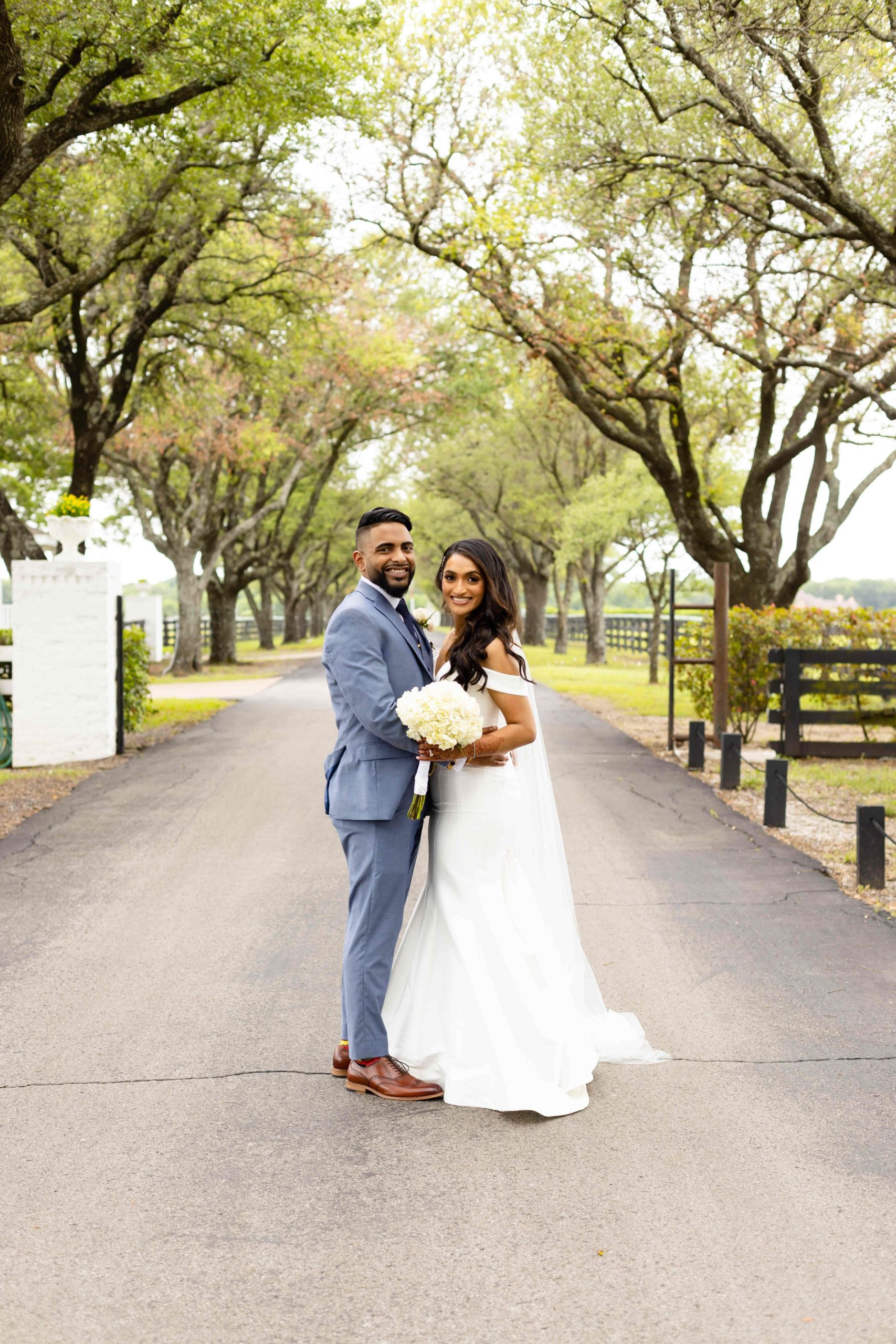 DFW Wedding Venues with Scenic Outdoor Spaces