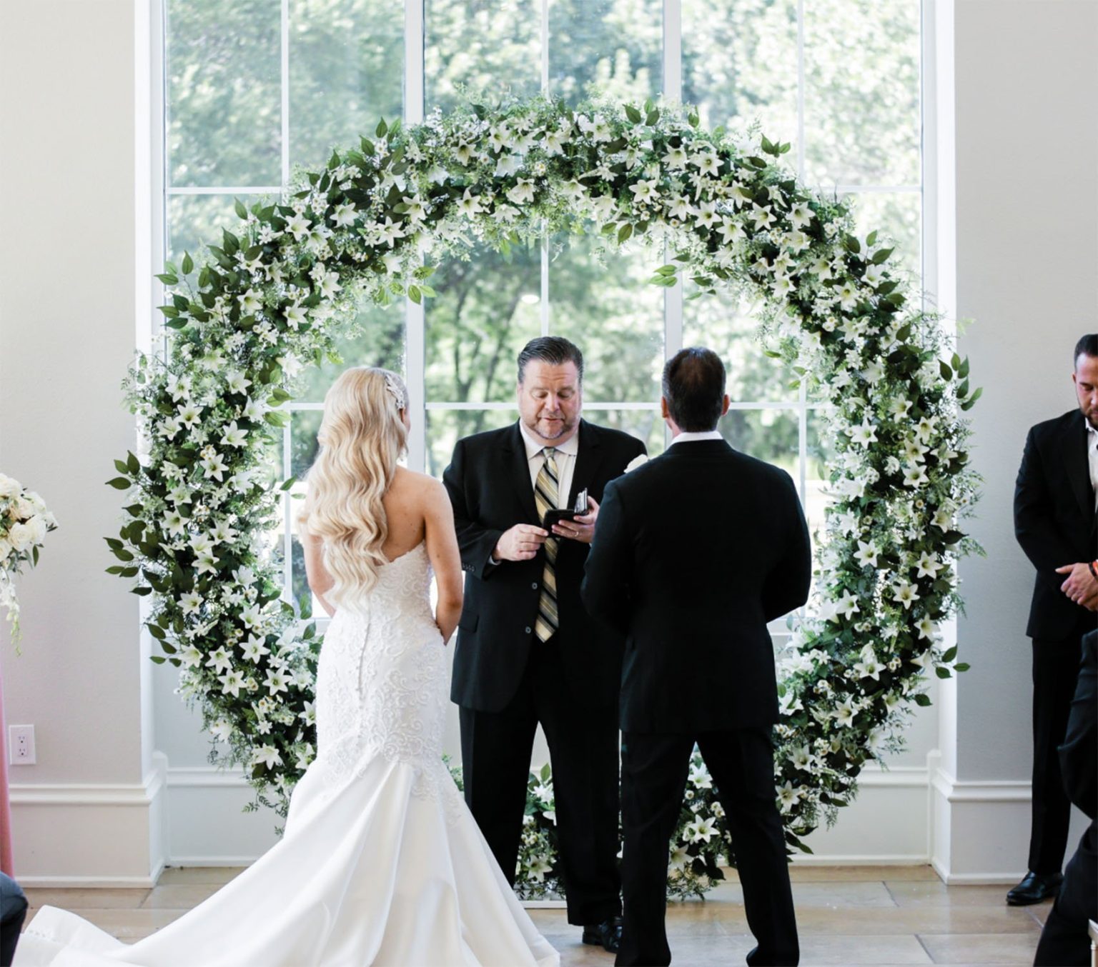 North Texas Wedding Florists & Flower Shops in Dallas, Fort Worth + DFW