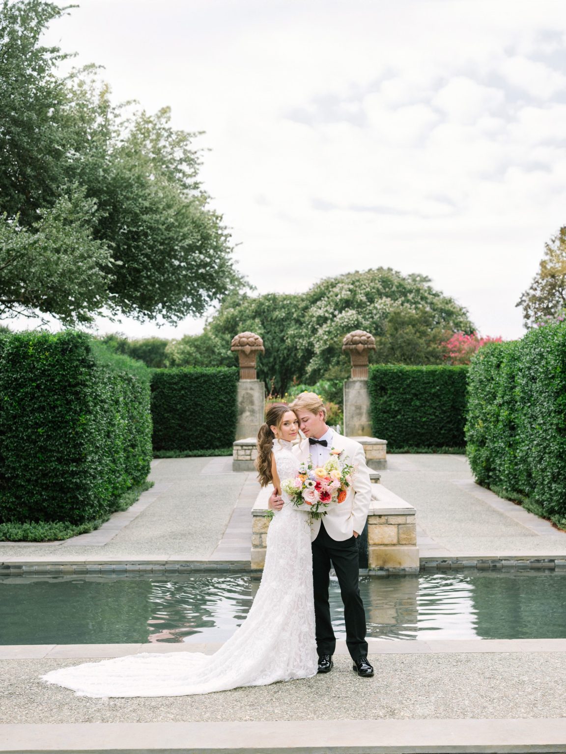 Give THIS to Your Wedding Photographer Instead of a Shot List