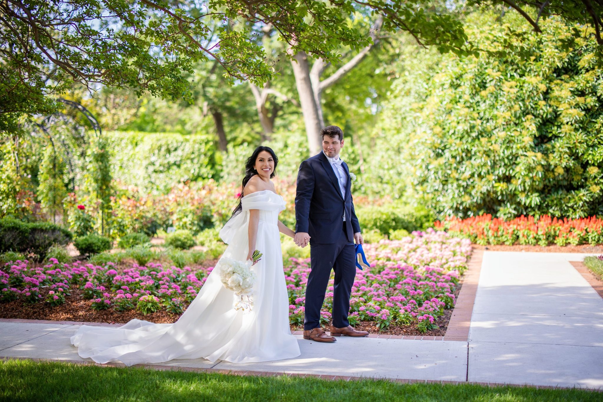 Give THIS to Your Wedding Photographer Instead of a Shot List